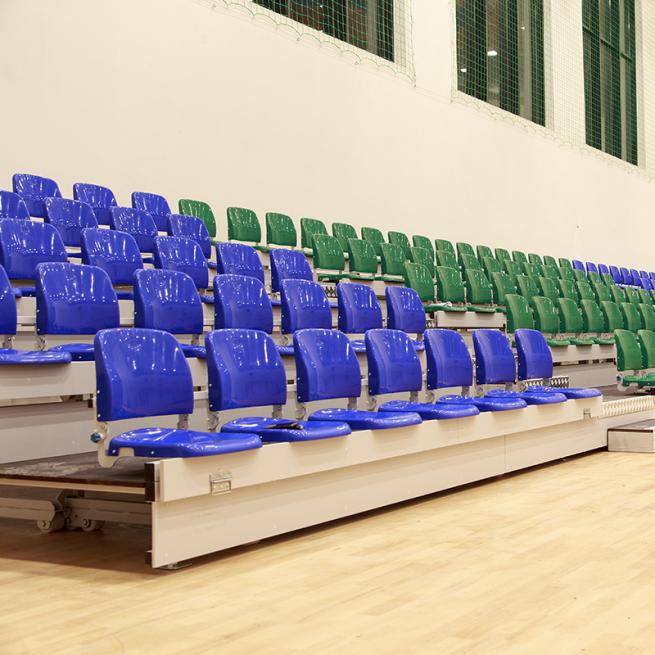 RETRACTABLE SPECTATOR STAND - TELESCOPIC STAND