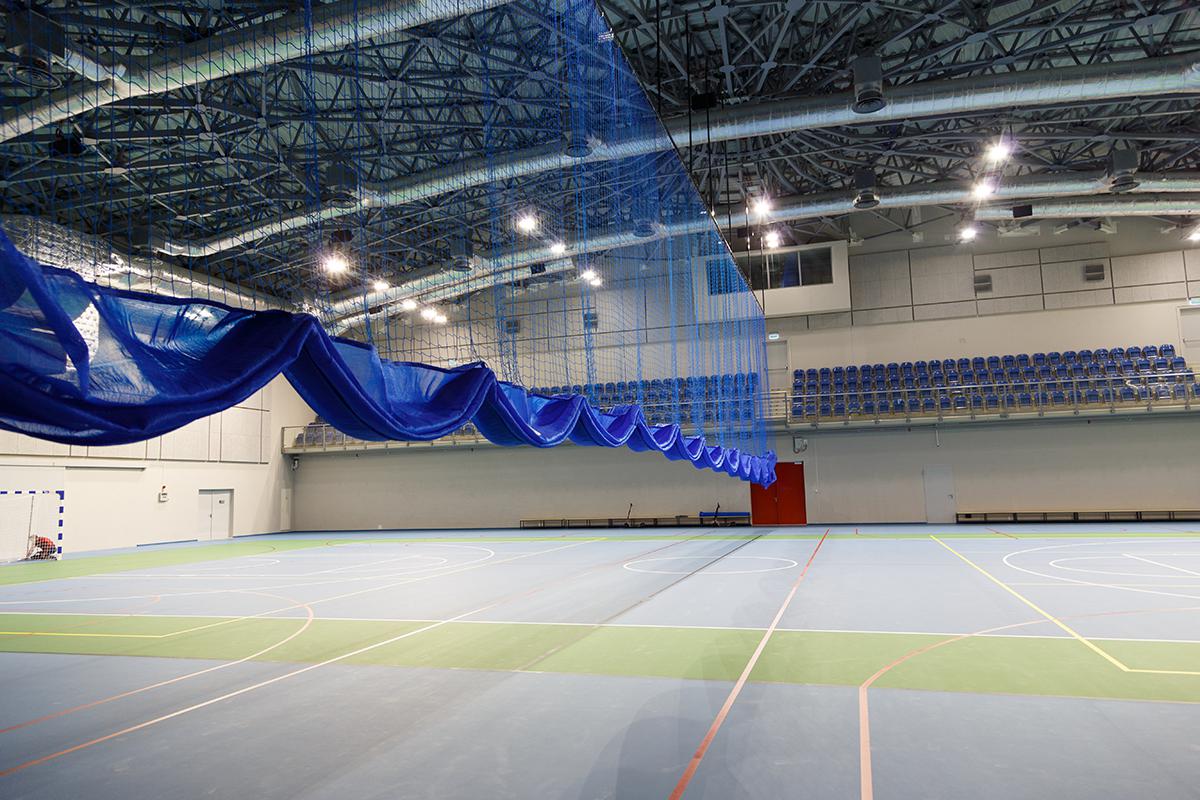 Curtain vertical start constructions