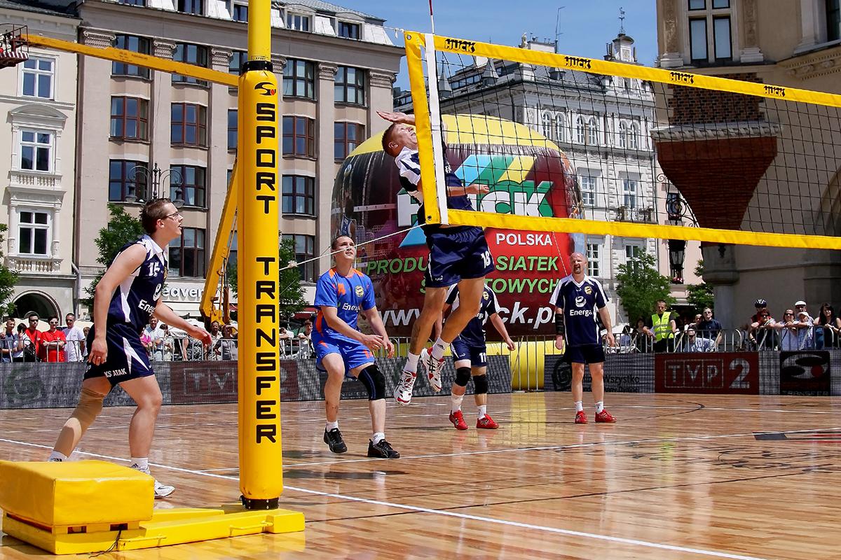 VOLLEYBALL SET - FREE-STANDING WITH LOAD